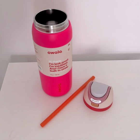 owala | Dining | Owala Limited Edition 32oz Can You See Me Hot Pink ...